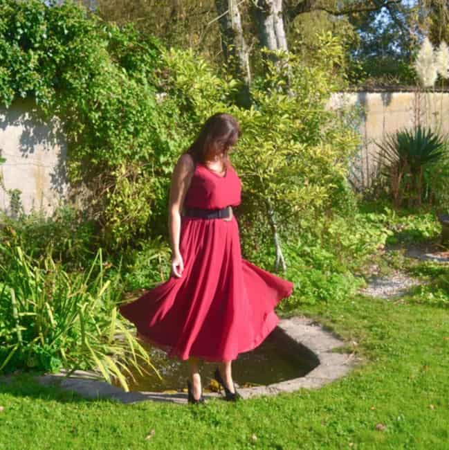 Wear a belt : Ten ways to wear a belt - The Velvet Runway