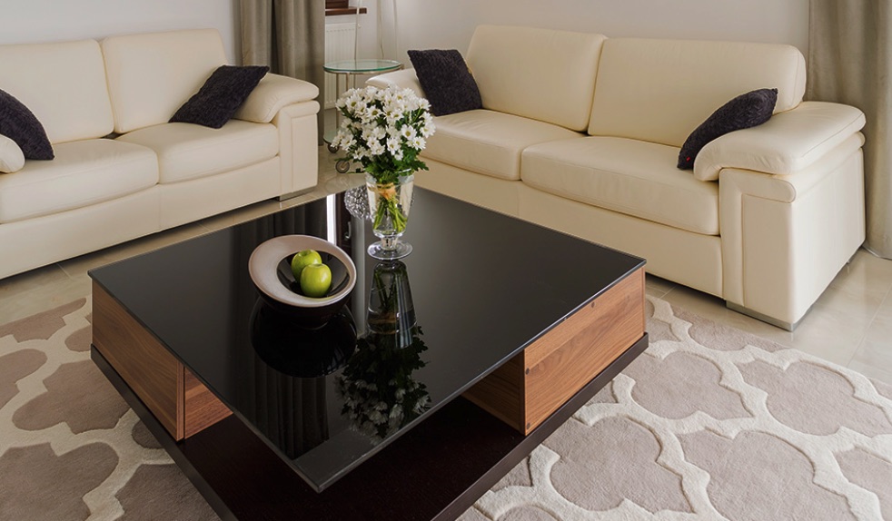 From Round to Rectangle: Tips to Perfectly Style Your Coffee Table ...