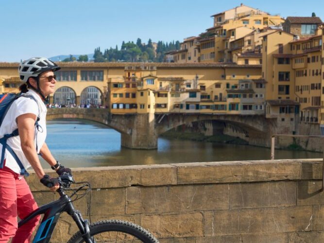 Three thrilling locations in Italy for cycling - The Velvet Runway